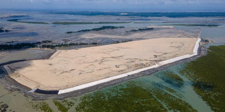 Embankment slope protection: Modern technologies edging past ...